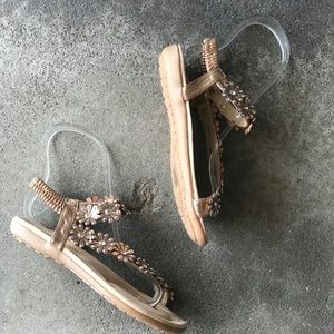 Verano Rio | Shoes | Veranorio Camel Flower Rhinestone Comfort Sandal ...